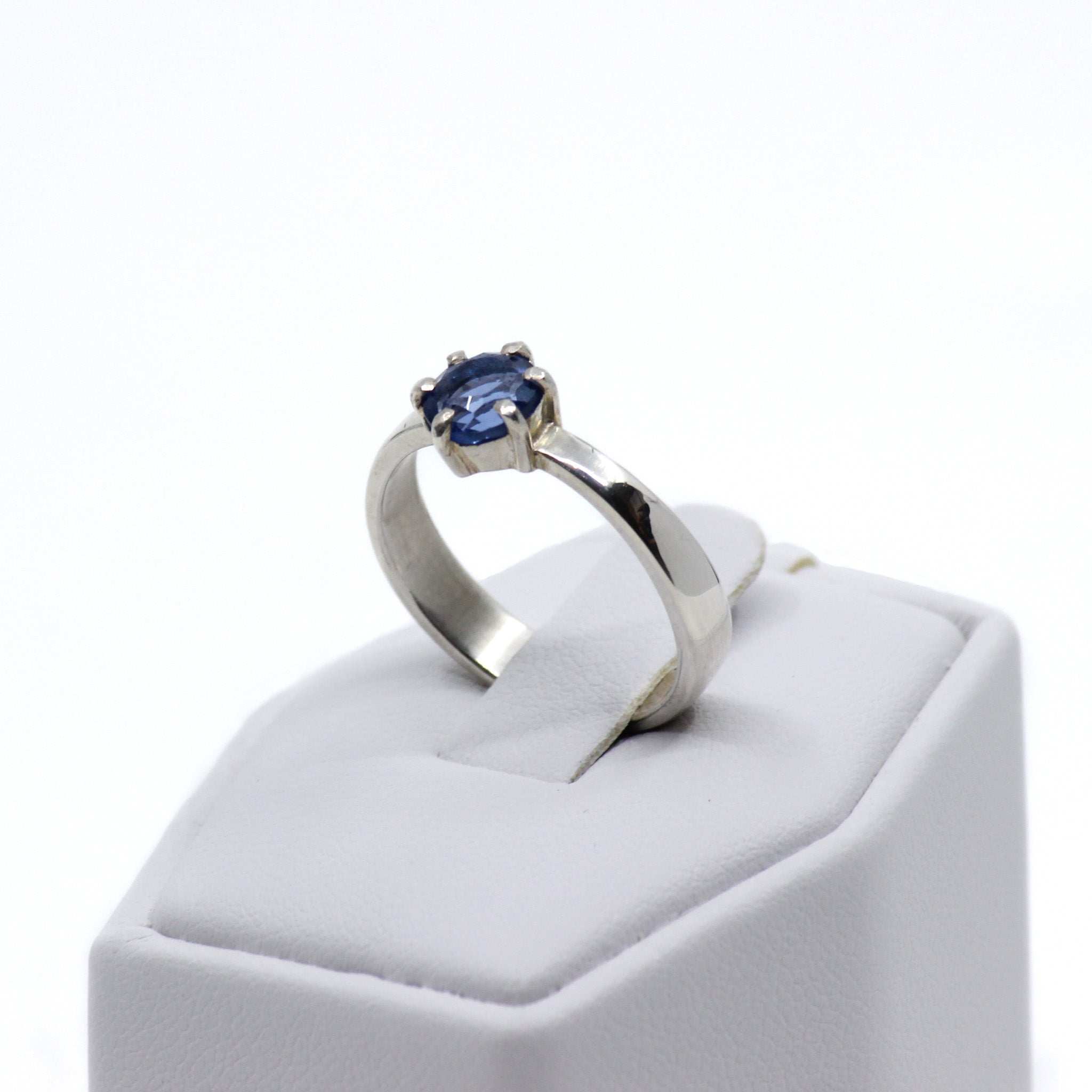 Rings – Saskatchewan Craft Council